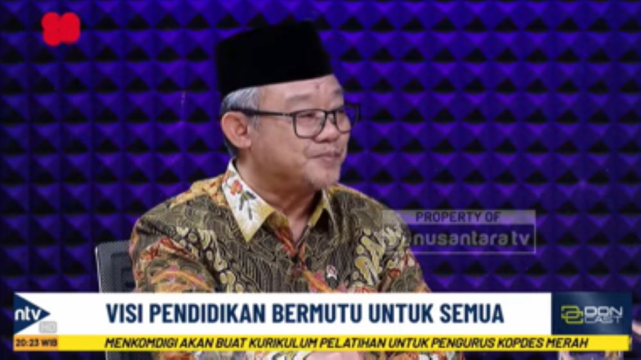 Mendikdasmen Abdul Mu'ti dalam program DonCast di Nusantara TV